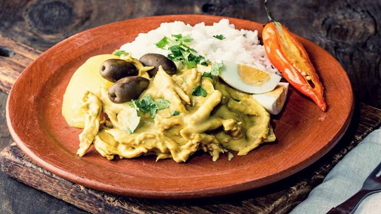 Peruvian Food: The Top 5 Dishes you Must Try | OMG Hostels